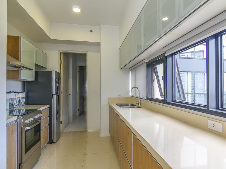 Two-bedroom condo unit for rent in Arya Residences - BGC