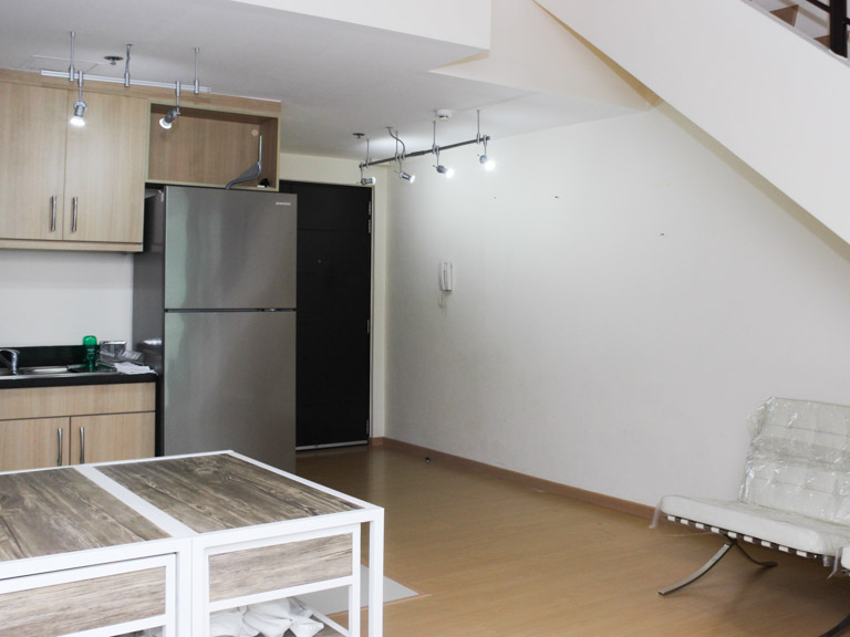Loft type 1BR condo for rent in Avant at The Fort - BGC