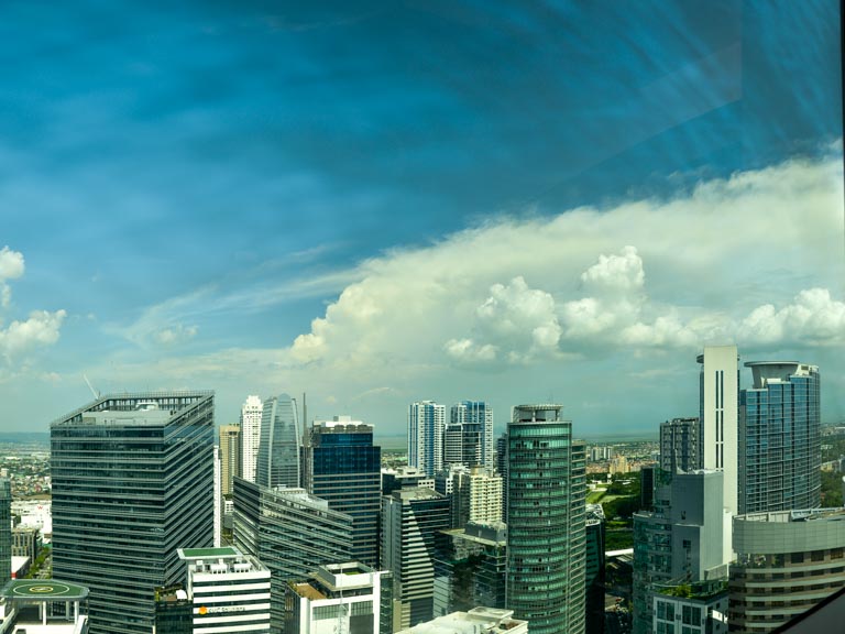 8 Forbestown Road - 2 bedrooms condo FF for Rent, Fort Bonifacio