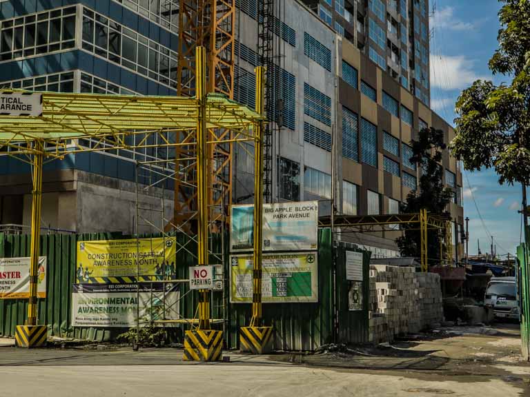 TIMES SQUARE WEST - Condos For Rent - North BGC