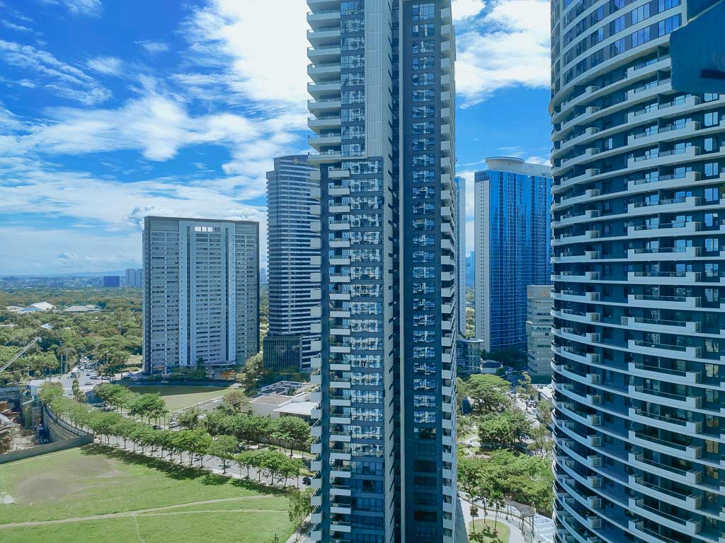 For Sale: 2BR condo in Trion Towers, BGC Taguig