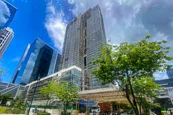The New buildings in BGC - Construction Updates