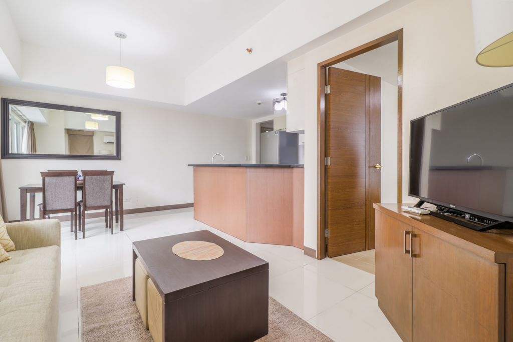 1BR condo for rent in Venice Luxury Residences - Taguig City