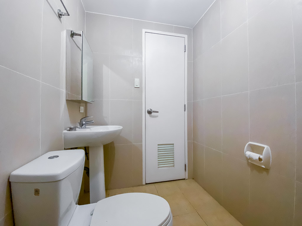 1BR loft type condo UF for rent in Avant at The Fort - BGC