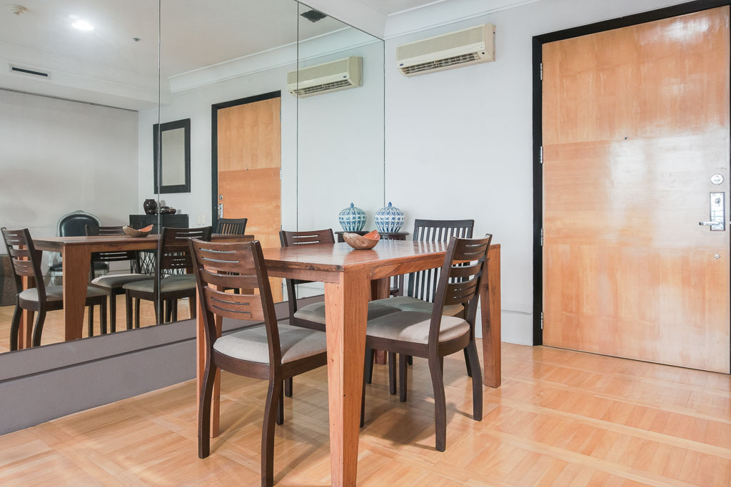 2BR condo for rent in One McKinley Place - BGC Taguig